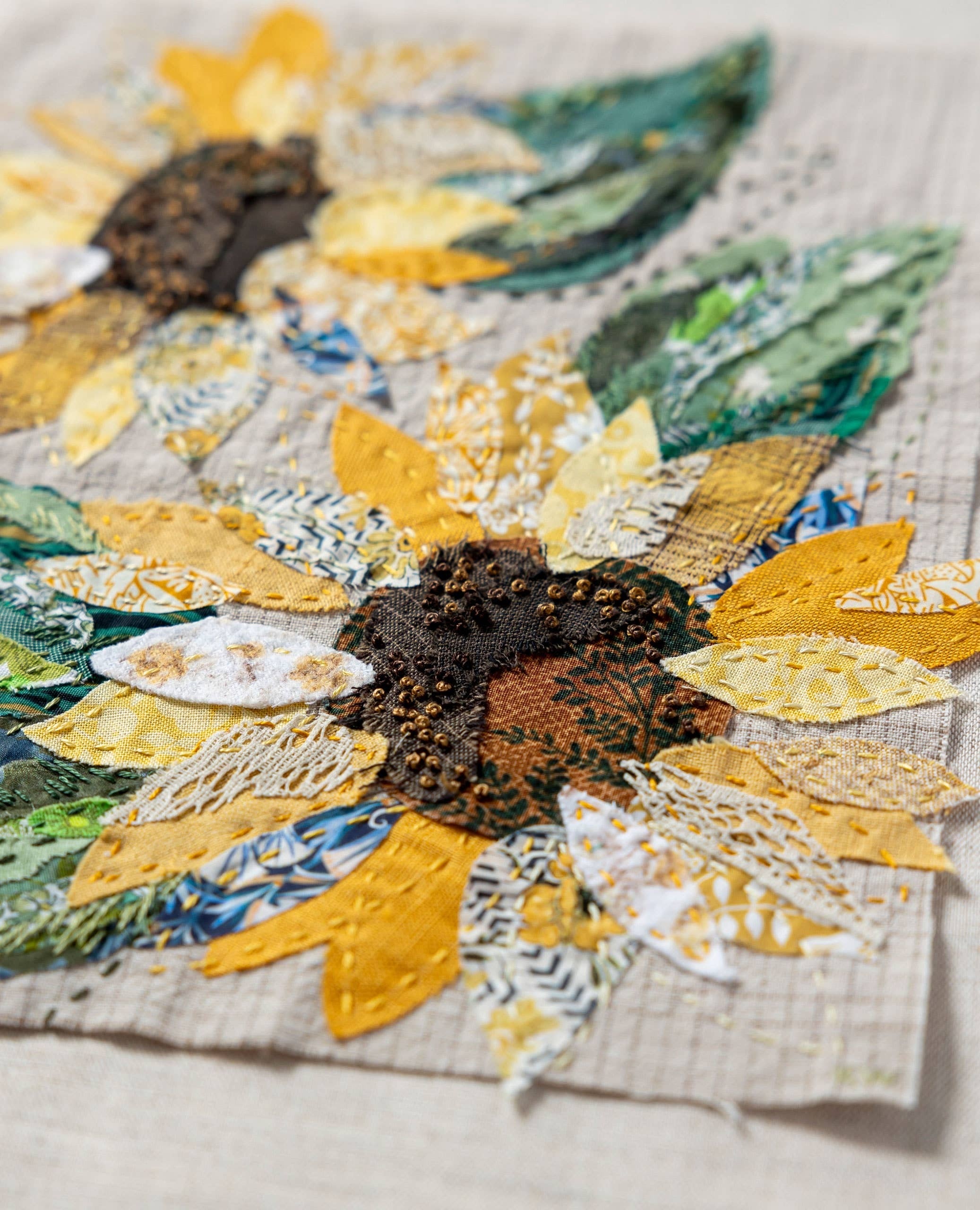 wattle&loop Sun Flower Slow Stitching Kit | Merry Pin